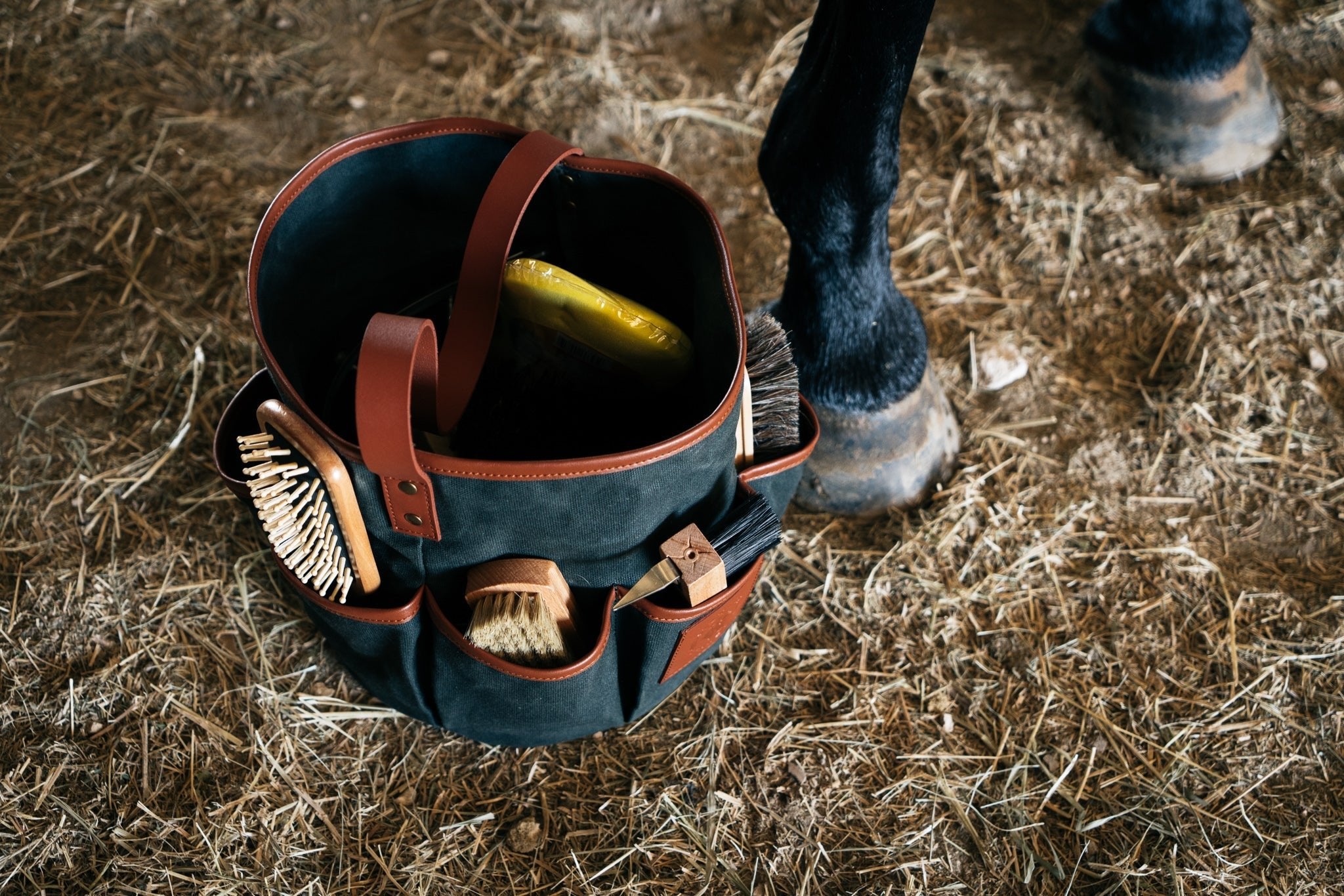 Horse Grooming Tote Bags for Equestrians – Equiluxe Tack