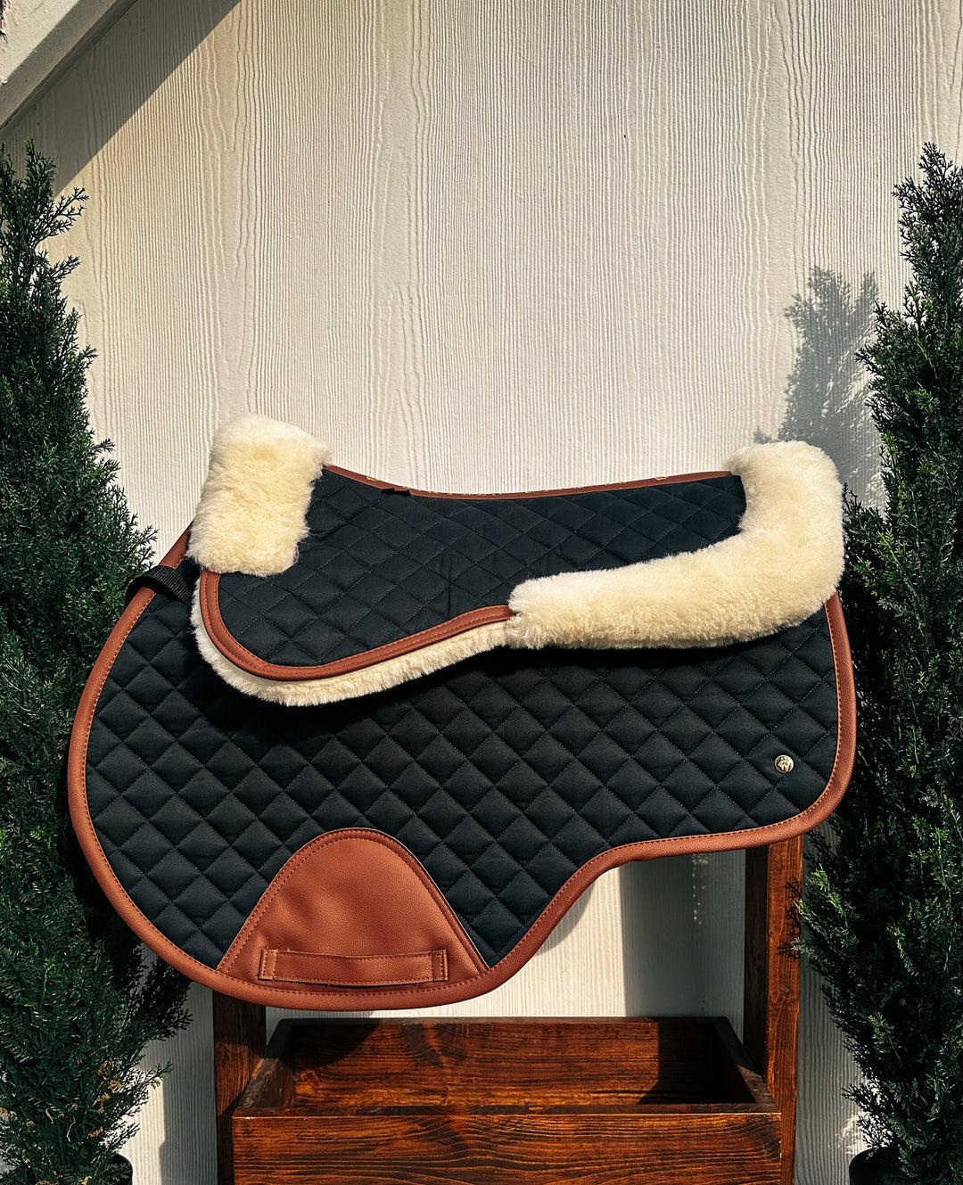 Equiluxe Tack: Quality English Horse Tack & Riding Apparel